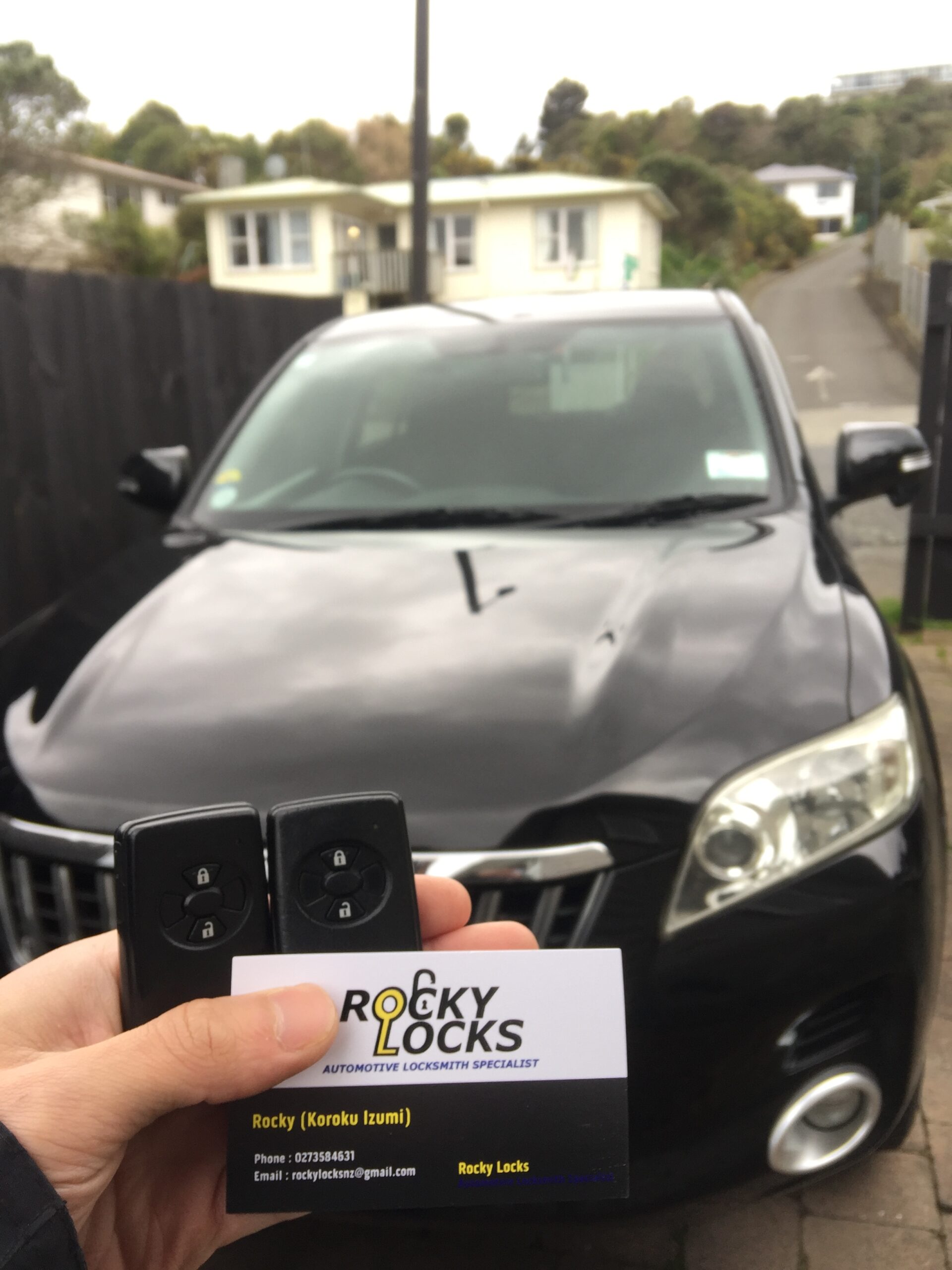 MAKING A REMOTE KEY FOR 2009 TOYOTA VANGUARD ACA31 - Rockylocks ...
